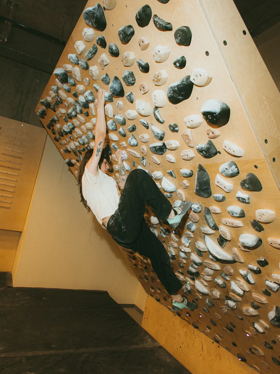 Bouldering Vancouver - Progression Bouldering Gym